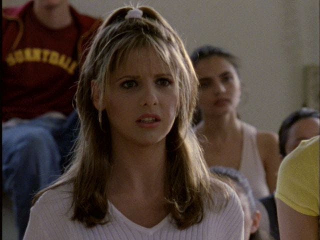 17 ‘Buffy The Vampire Slayer’ Outfits That Are Completely Outdated ...