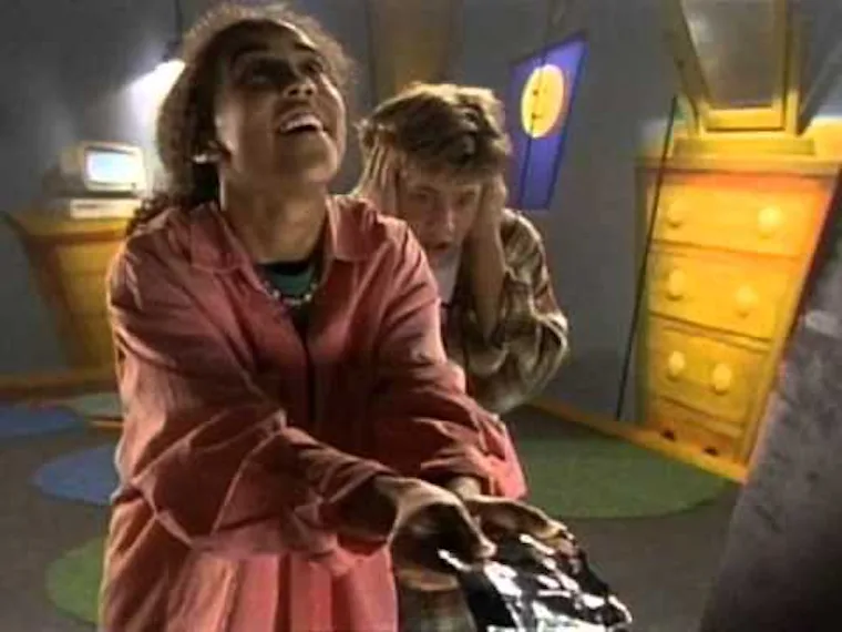 21 Amazing 'Are You Afraid Of The Dark' Episodes That You Need To Re ...