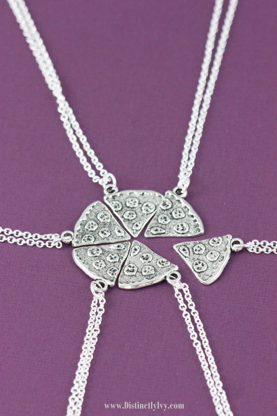 9 Cute Matching BFF Gifts For All Your Long Distance Friends Going Away ...