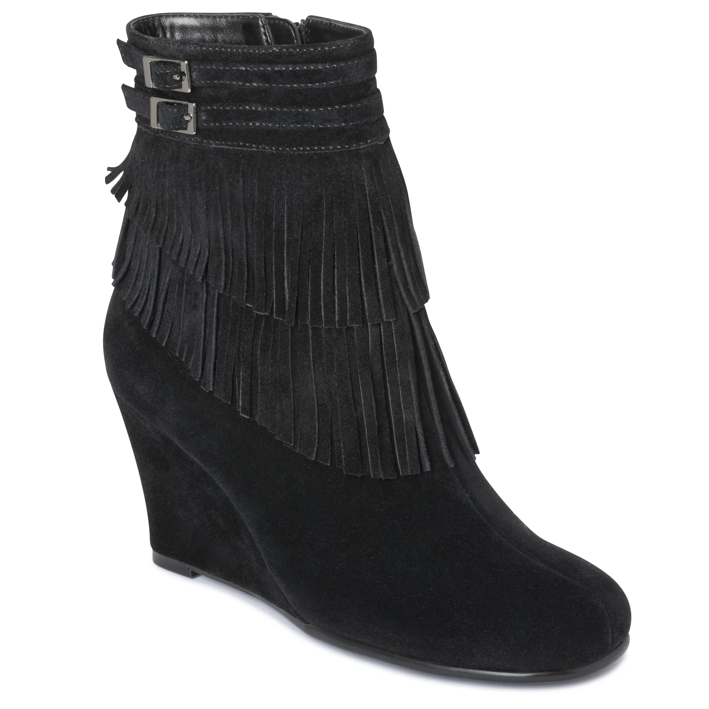 The Best Boots For Small Feet That Just Can't Seem To Find Their Size