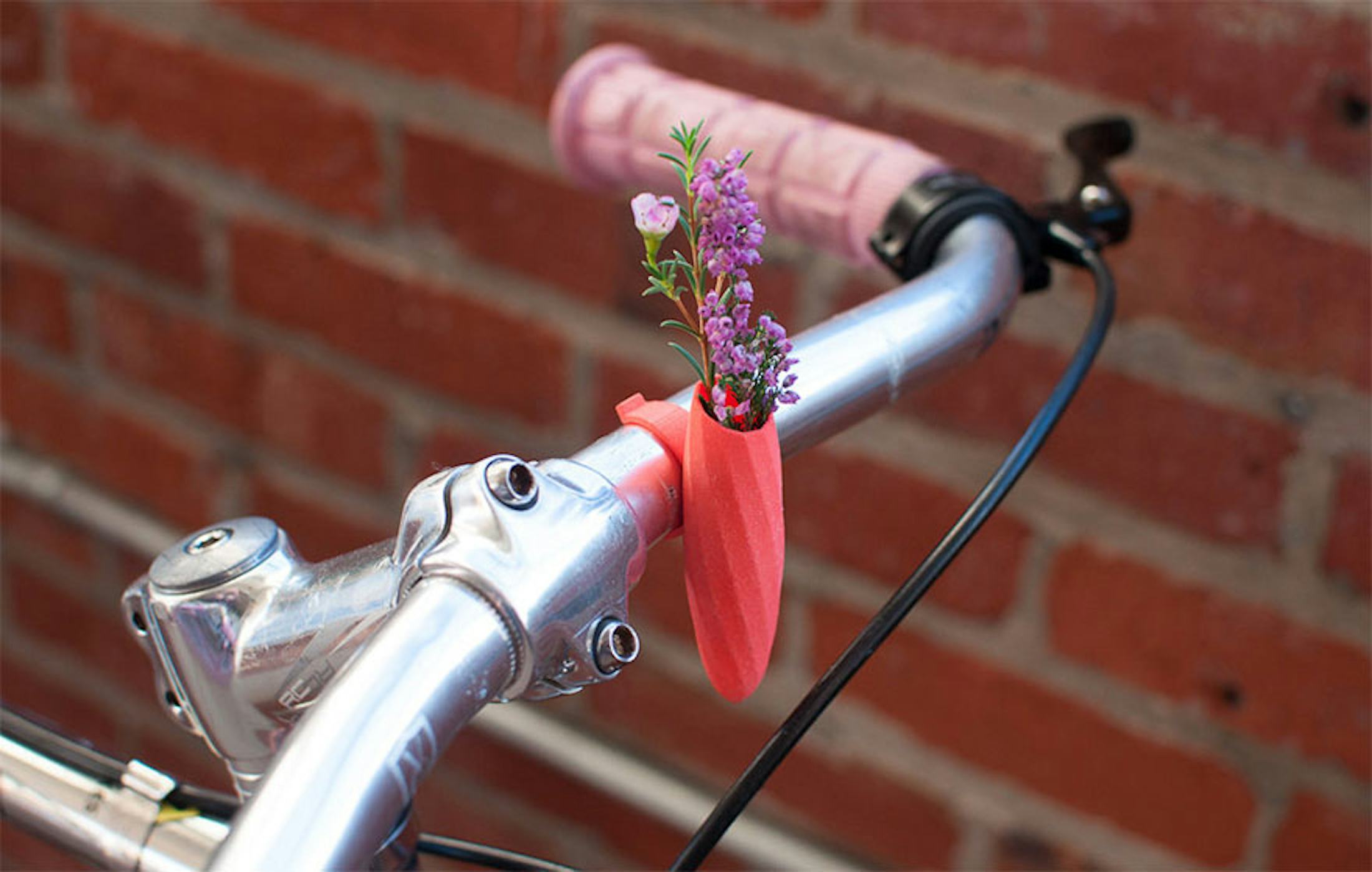 These Miniature Bike Vases Are Here Just In Time To Get Your Springtime ...