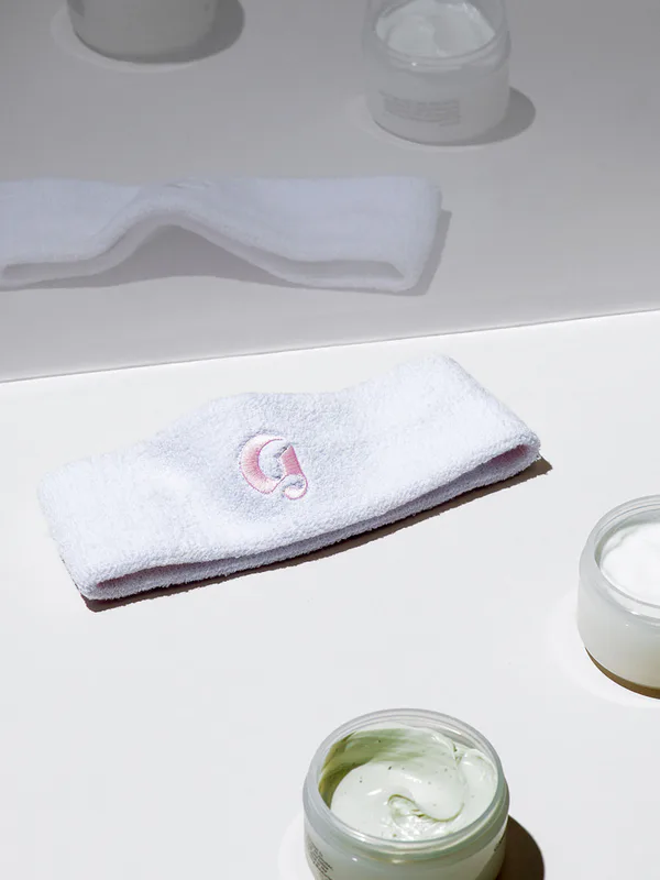 How Much Is Glossier's Logo Pin? The Brand's Merch Is Adorable ...