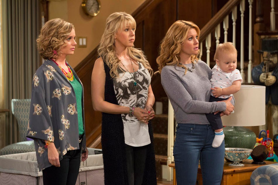 The 'Fuller House' Cast Got A Modern Style Upgrade In 2016 — PHOTOS