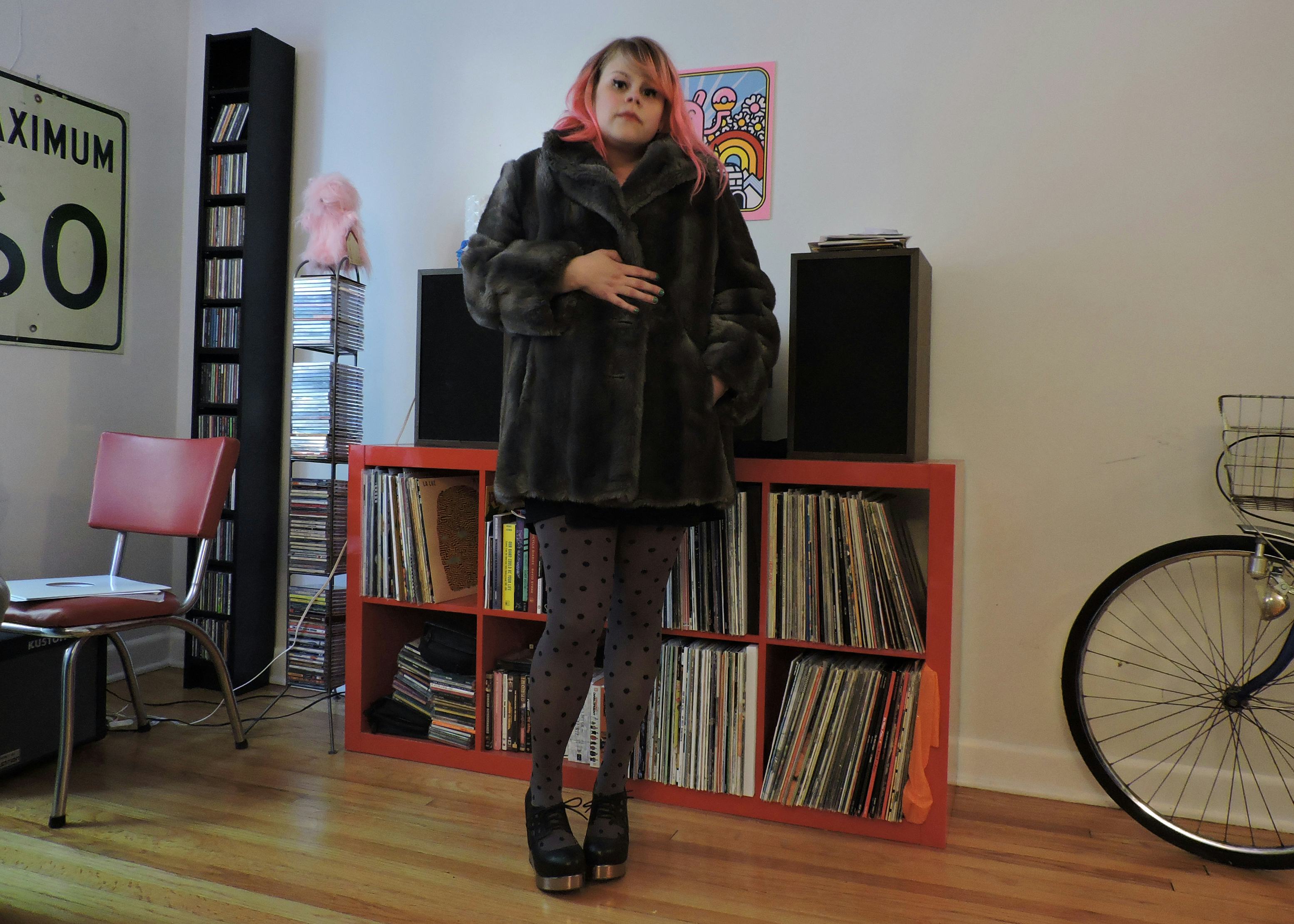 5 Indie Musician Inspired Outfits To Indulge Your Inner Music Nerd