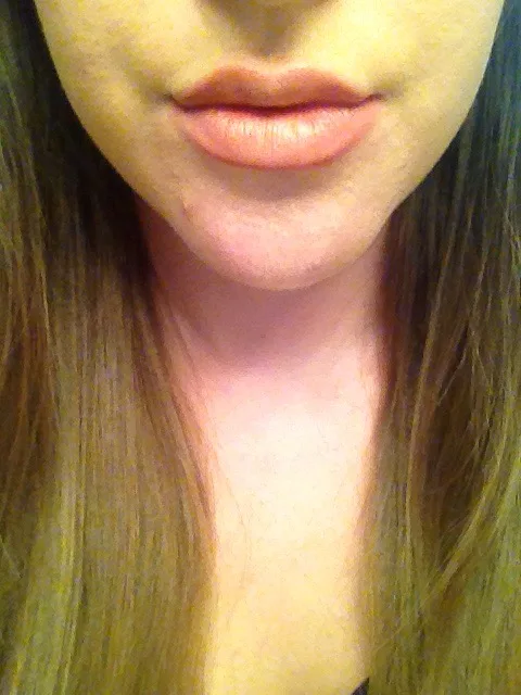 A Kylie Jenner Lip Tutorial For Thin Lips That Doesn't Involve Sucking ...