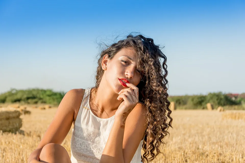 11 Signs That You May Have Oily Skin & What To Do About It