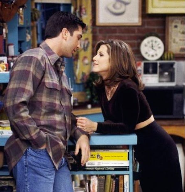 17 Times Rachel Green's Wardrobe Was Ultimate Fashion Goals — PHOTOS