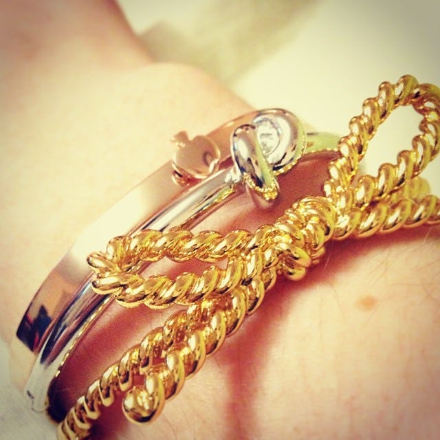 5 Tips for Accessorizing: Mix 'n' Match Your Jewelry to Upgrade Your ...
