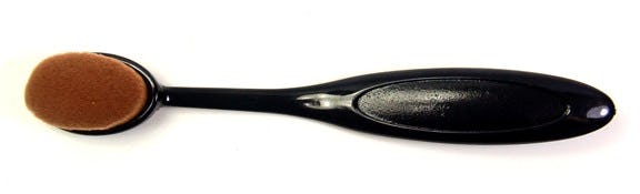 7 Affordable Oval Brushes If You Can’t Afford To Splurge On The Artis