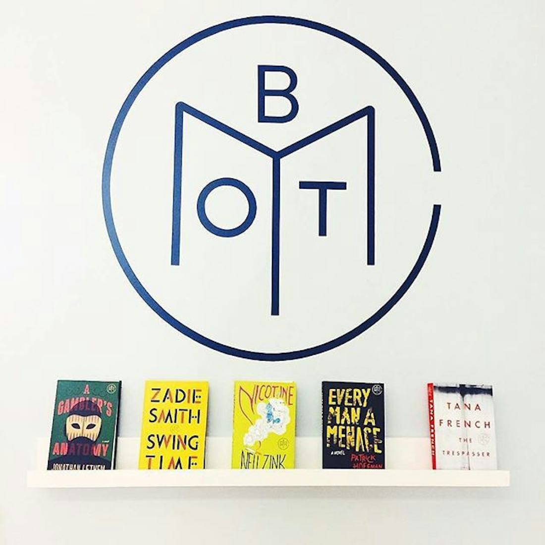 16 Book Subscription Boxes That Make The Perfect Holiday Gifts