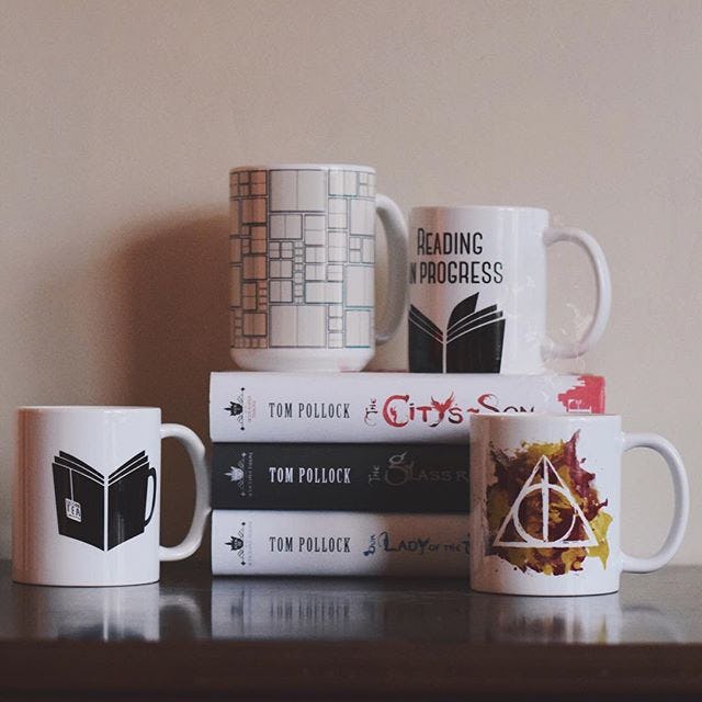 10 Hacks For Organizing Books And Making Your Reading Space Instagram ...