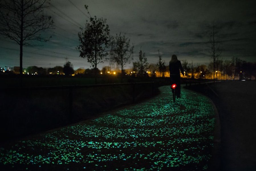 17 Stunning Images Show the Most Incredible Bike Paths in the World