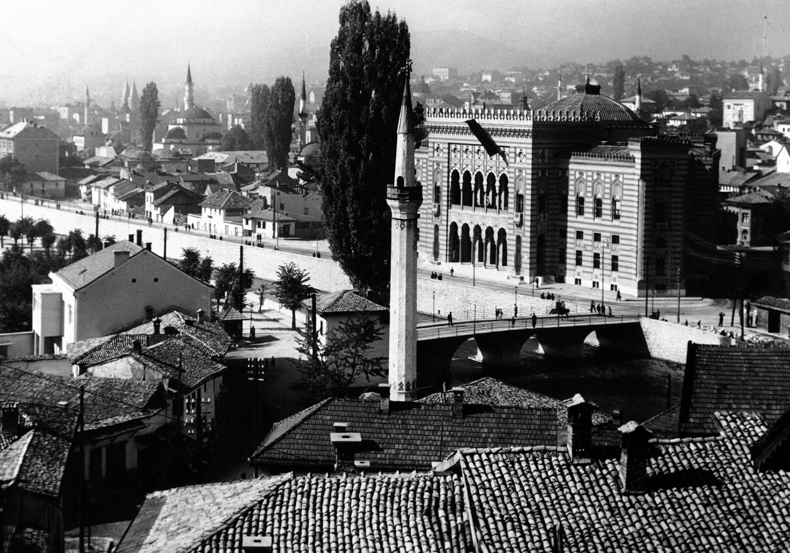 Before-and-After Photos Show What 9 Cities Looked Like Before They Were ...