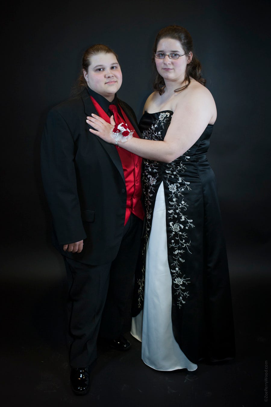 21 Intimate Portraits Challenging the Definition of Prom in America