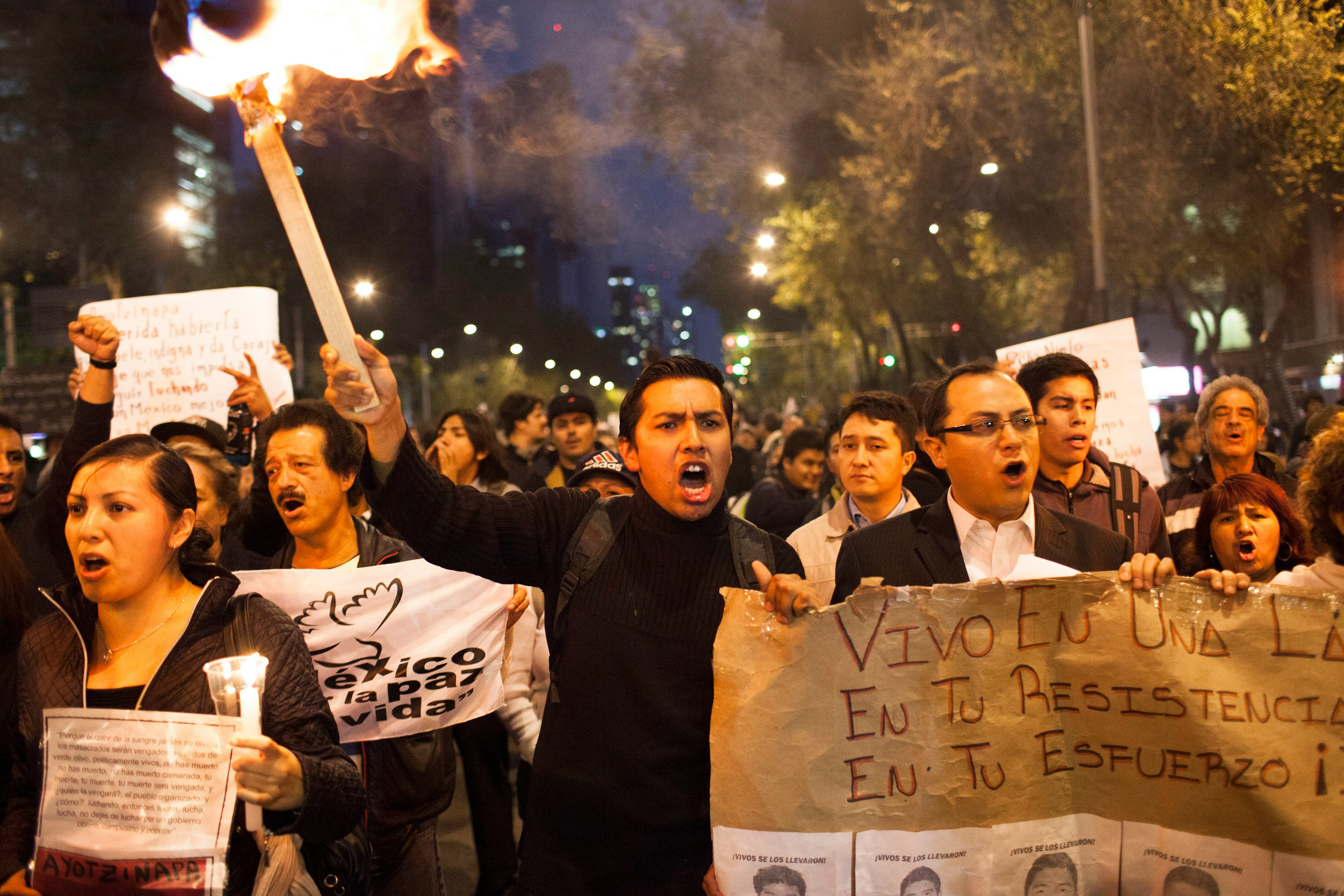 Intense Photos Capture the Growing Protest Crisis in Mexico