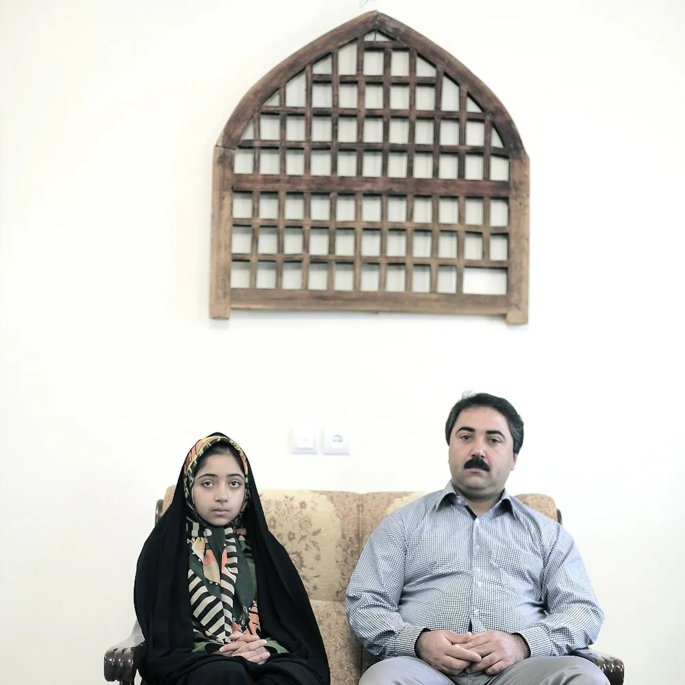 These Striking Portraits Challenge Stereotypes About Iran's Father ...