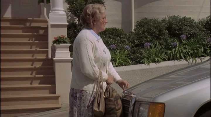 20 'Mrs. Doubtfire' Moments That Will Never Get Old