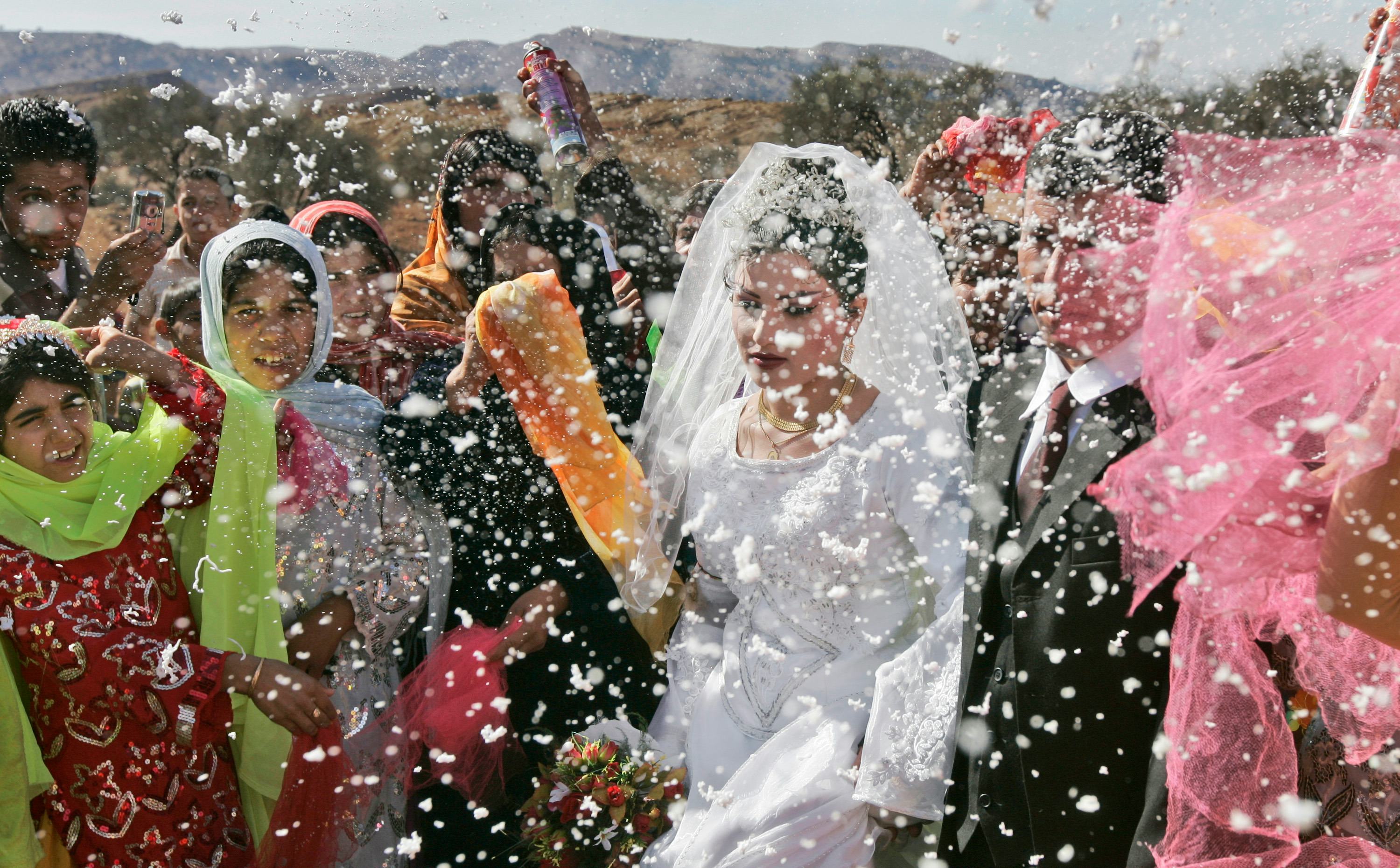 11 Beautiful Photos That Show How Weddings Are Celebrated Around the World