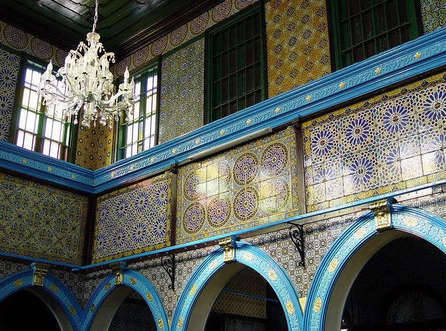 11 Beautiful Photos of the Last-Remaining Synagogues in the Muslim World