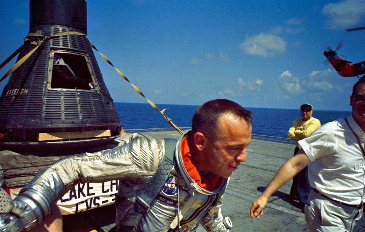 27 Stunning Images Show the Complete History of NASA Since 1958