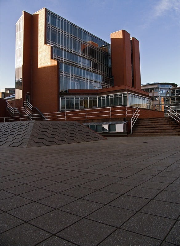 13 Photos of the World's Most Spectacular University Buildings