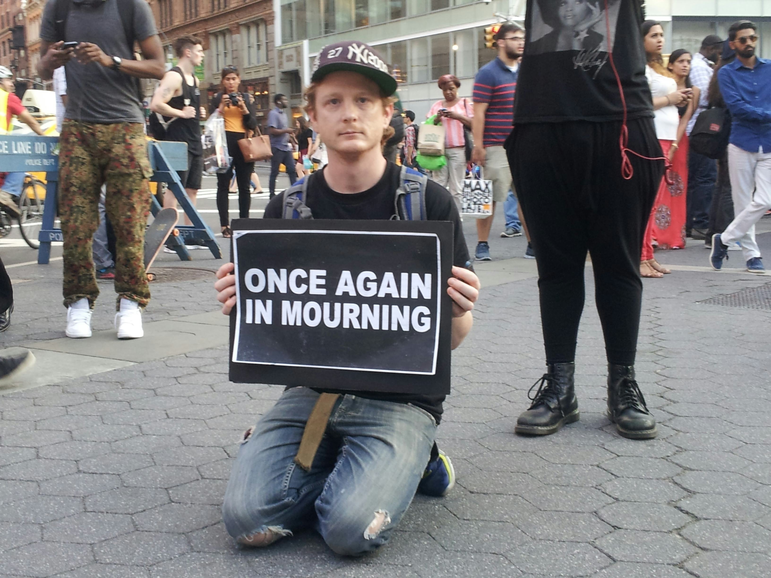 20 Powerful Protest Signs That Prove America Stands with Ferguson
