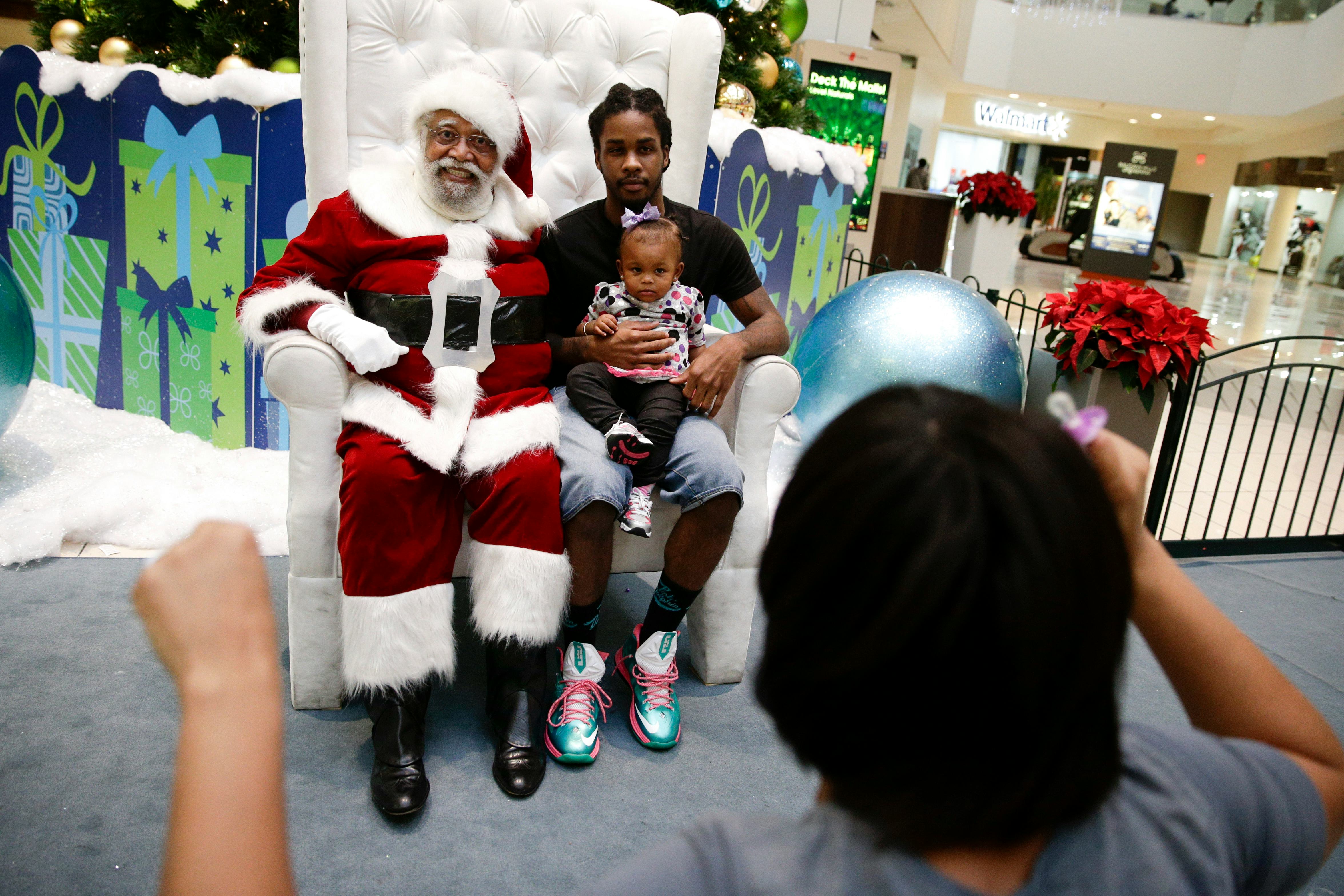 7 cities where you can find a black Santa this Christmas