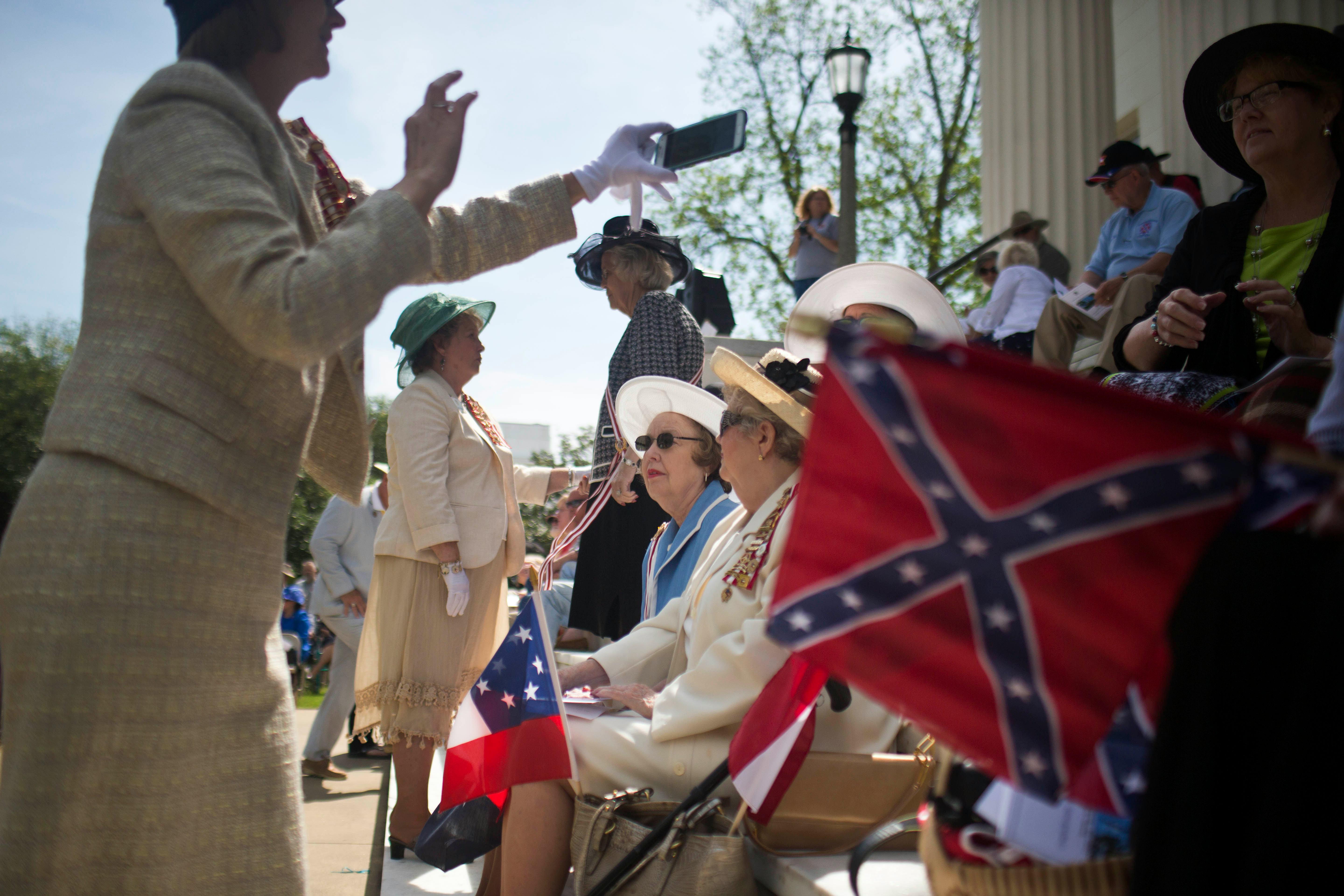 White women helped build the Confederate statues sparking conflict ...