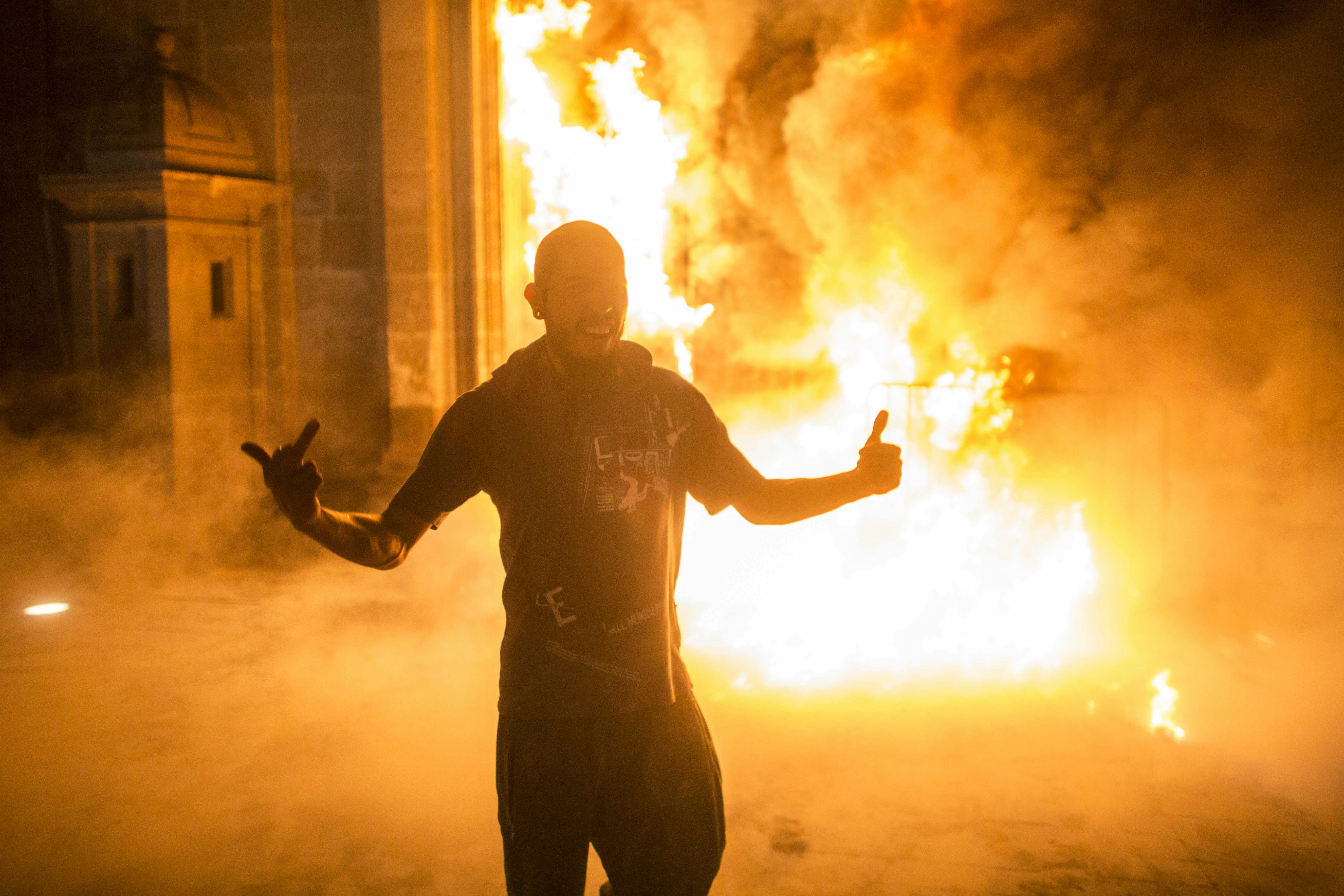 Intense Photos Capture What's Happening in Mexico Right Now