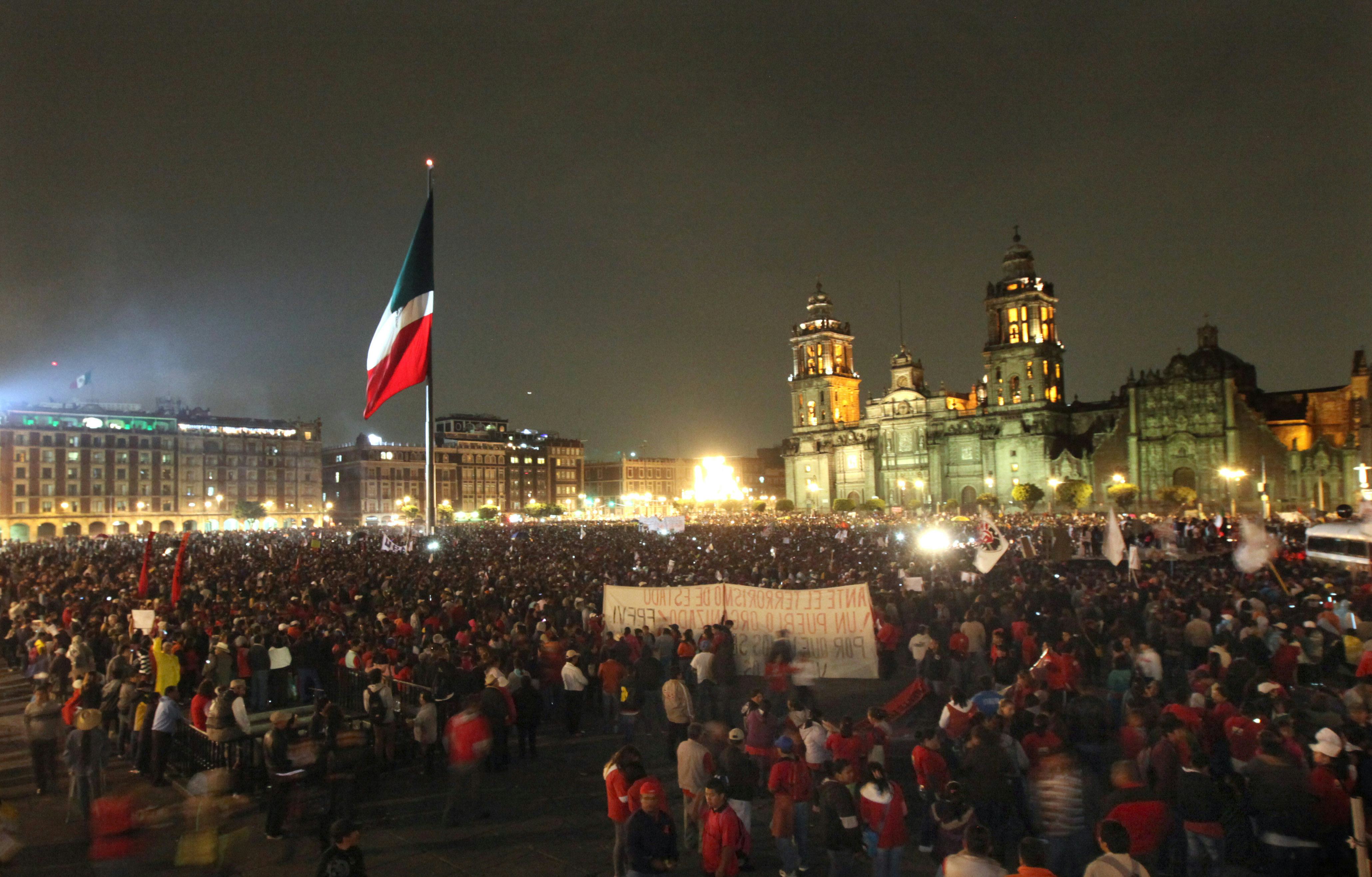Intense Photos Capture the Growing Protest Crisis in Mexico