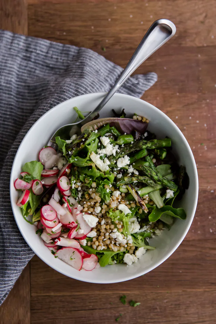 16 non-boring salad recipes to whip up this spring