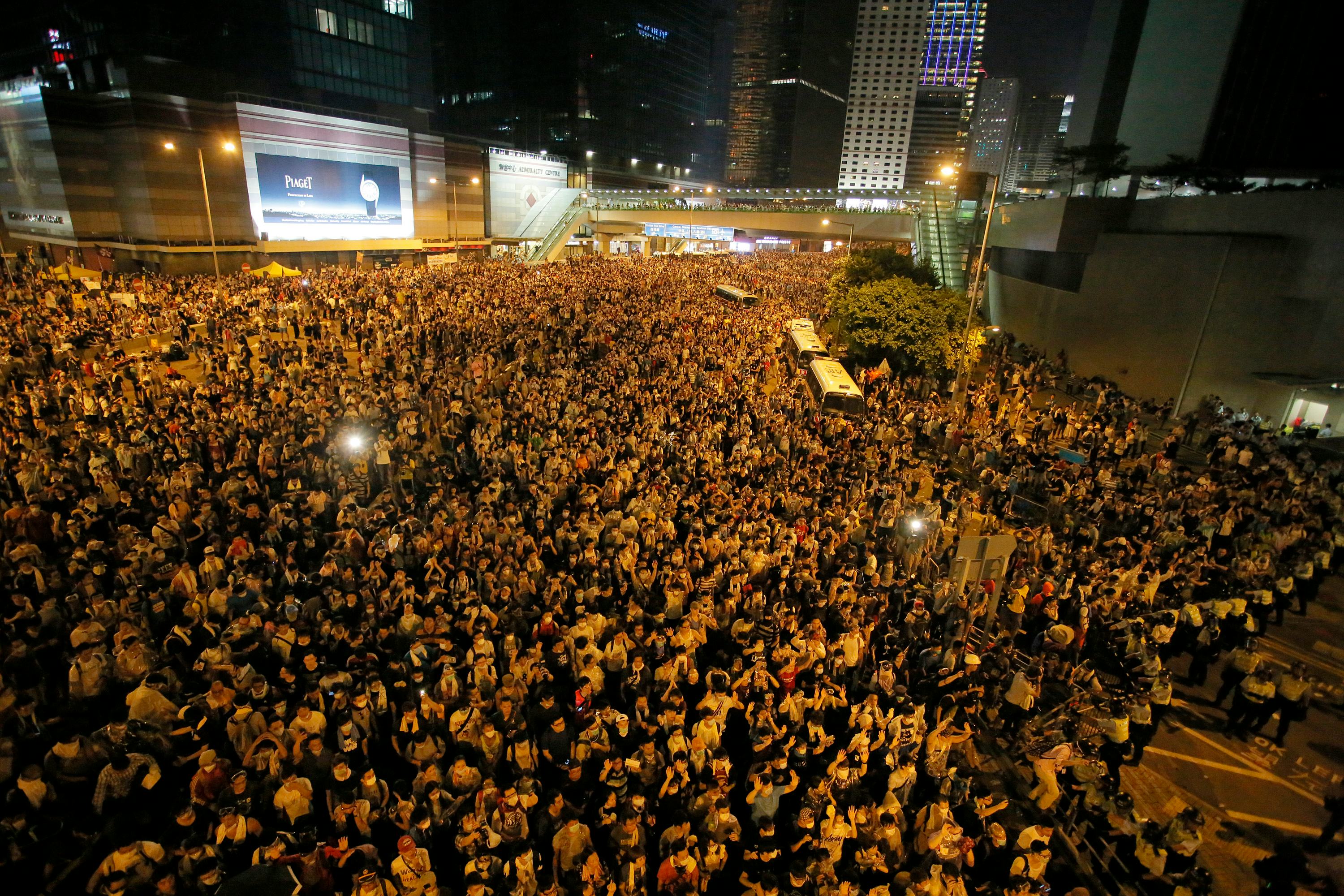 35 Stunning Photos Capture Protesters' Struggle for Democracy in Hong Kong