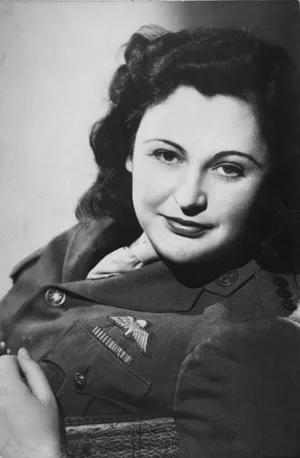 Unsung Style Icons: The women who fought Nazis before 2017