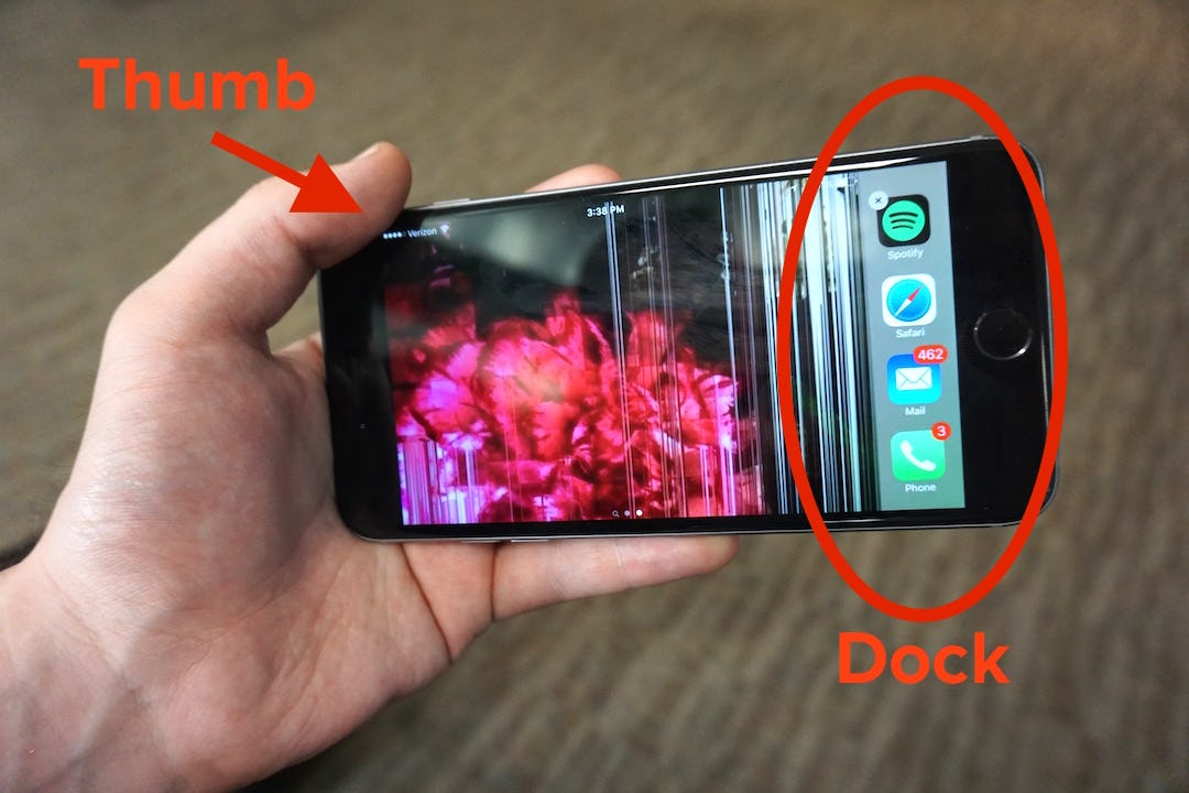 Why Some Left-Handed People Are Having Big Problems With the iPhone