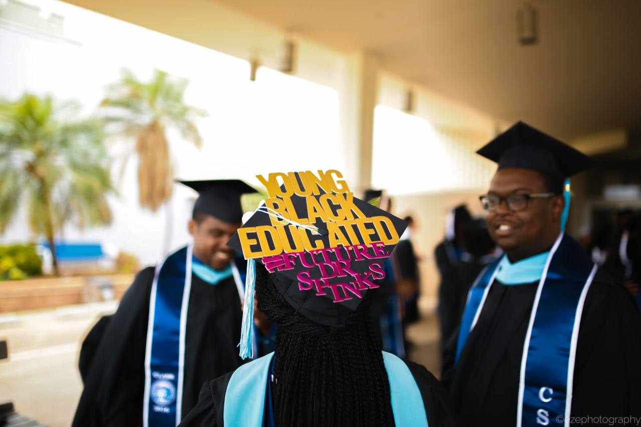16 Graduation Caps From Black Students That Will Make You Proud, Laugh ...