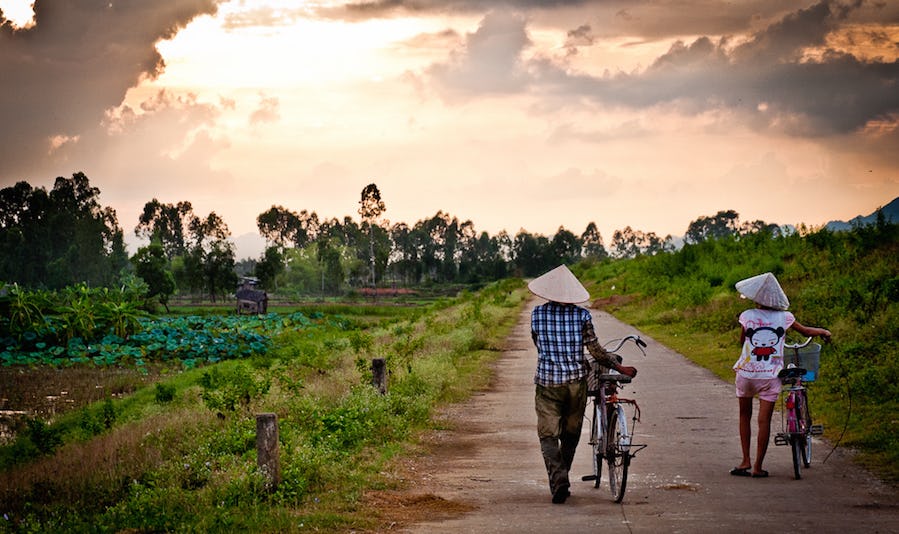 17 Stunning Images Show the Most Incredible Bike Paths in the World
