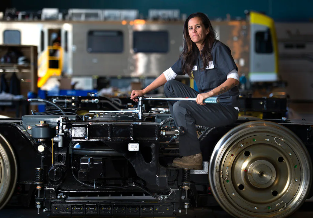 These Photos Show the Inspiring Women Building America Decades After ...