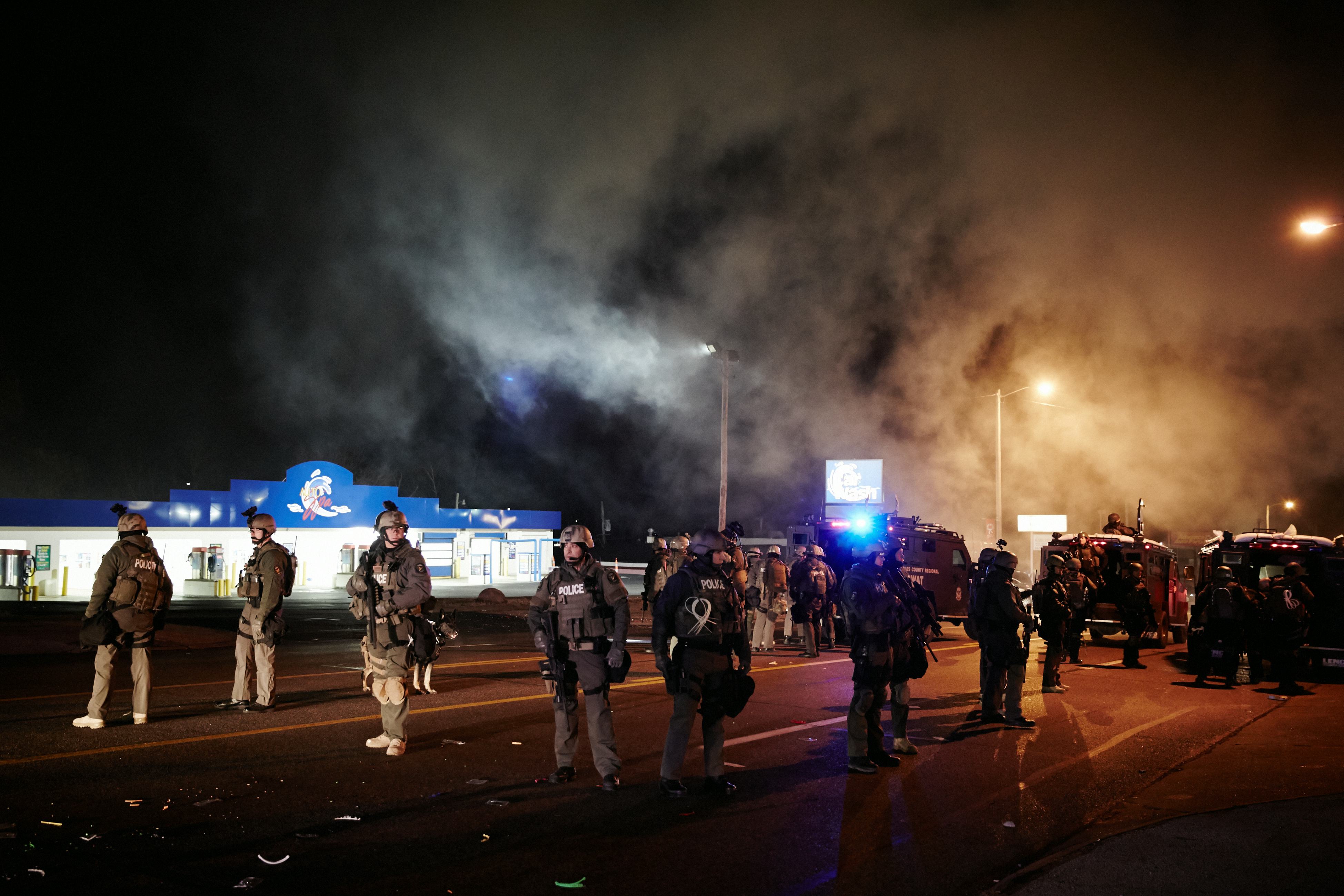 20 Photos Show Exactly What Happened in Ferguson Last Night
