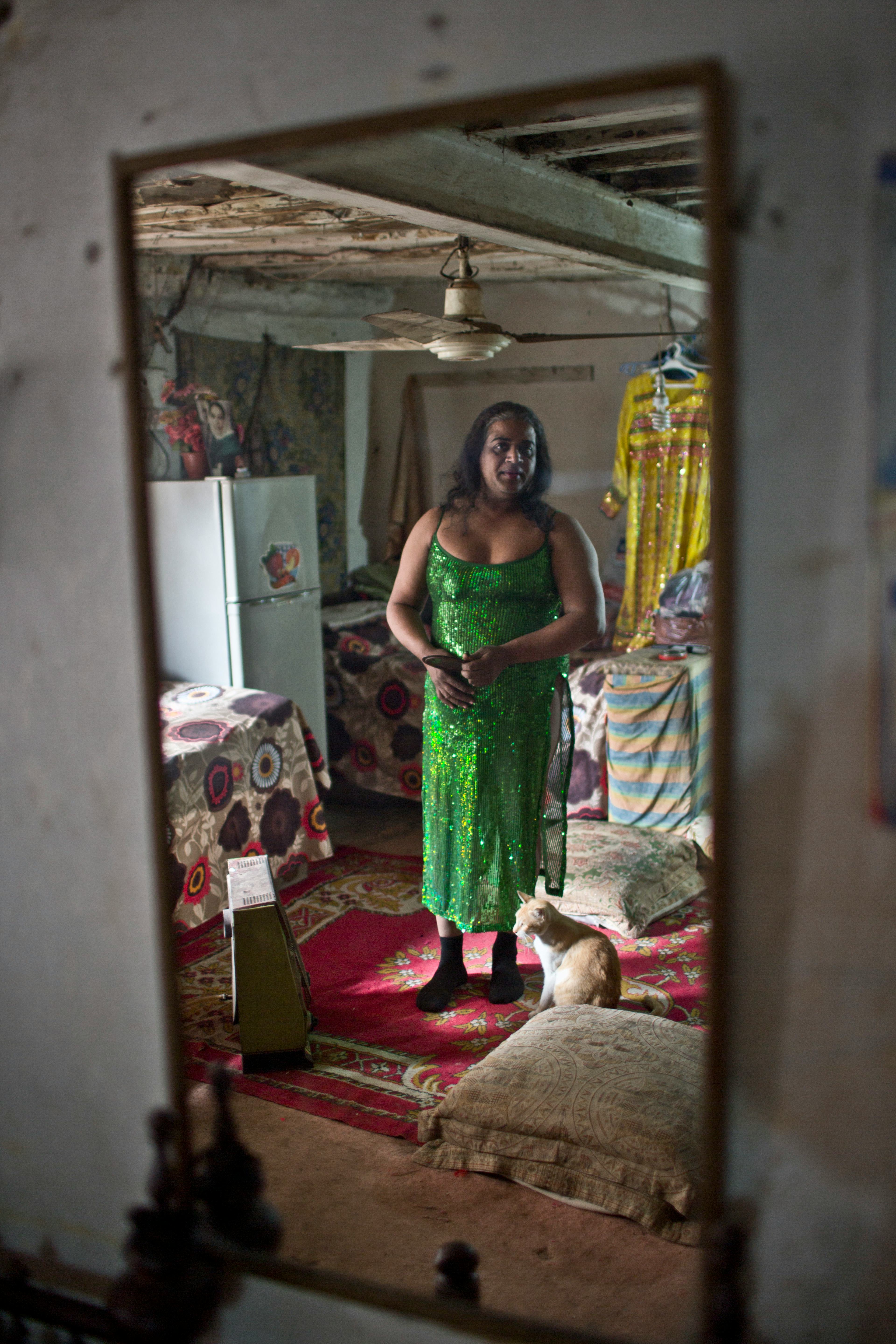 Inside Pakistan's Gender-Fluid Hijra Community, in 13 Beautiful Photos