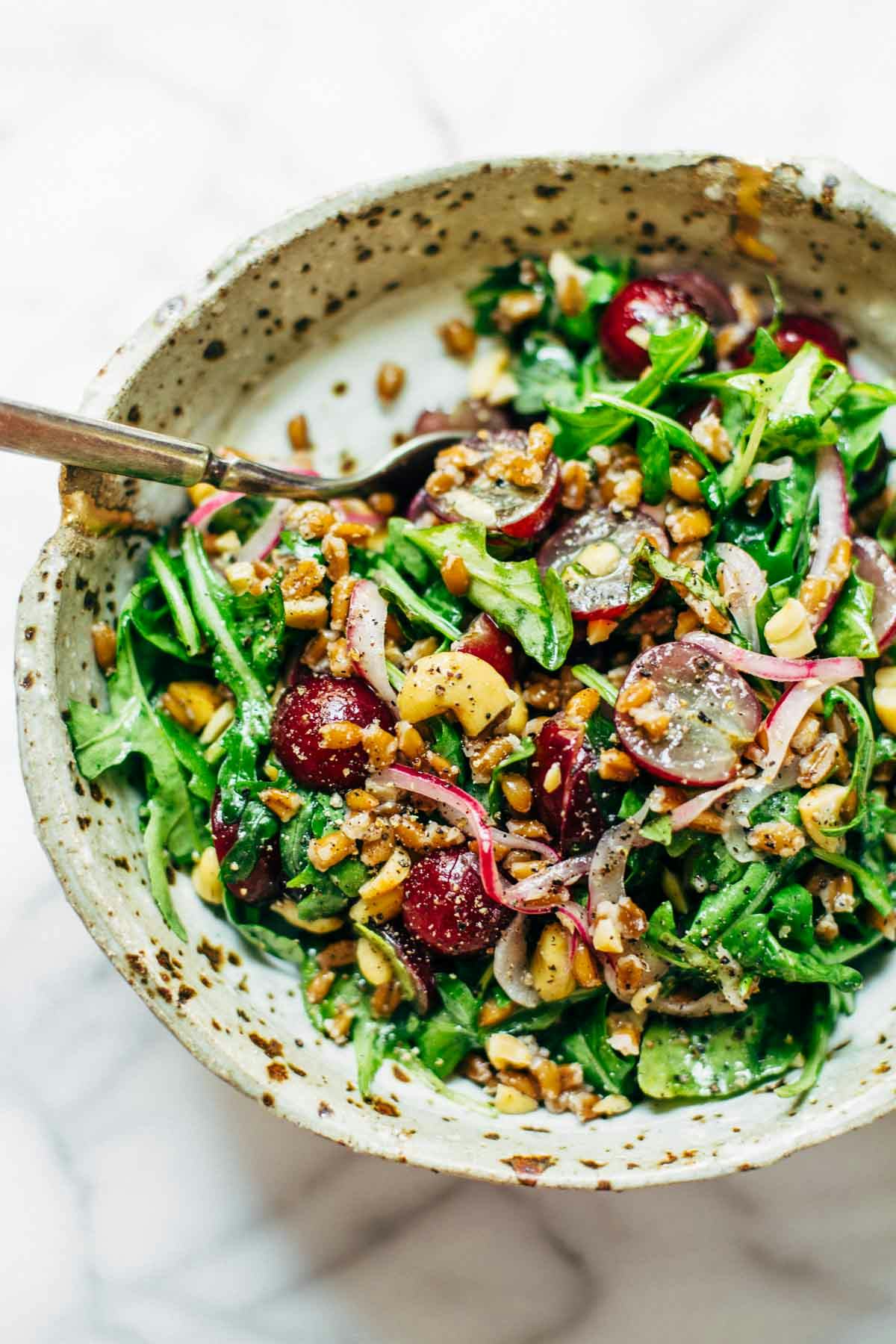 16 non-boring salad recipes to whip up this spring
