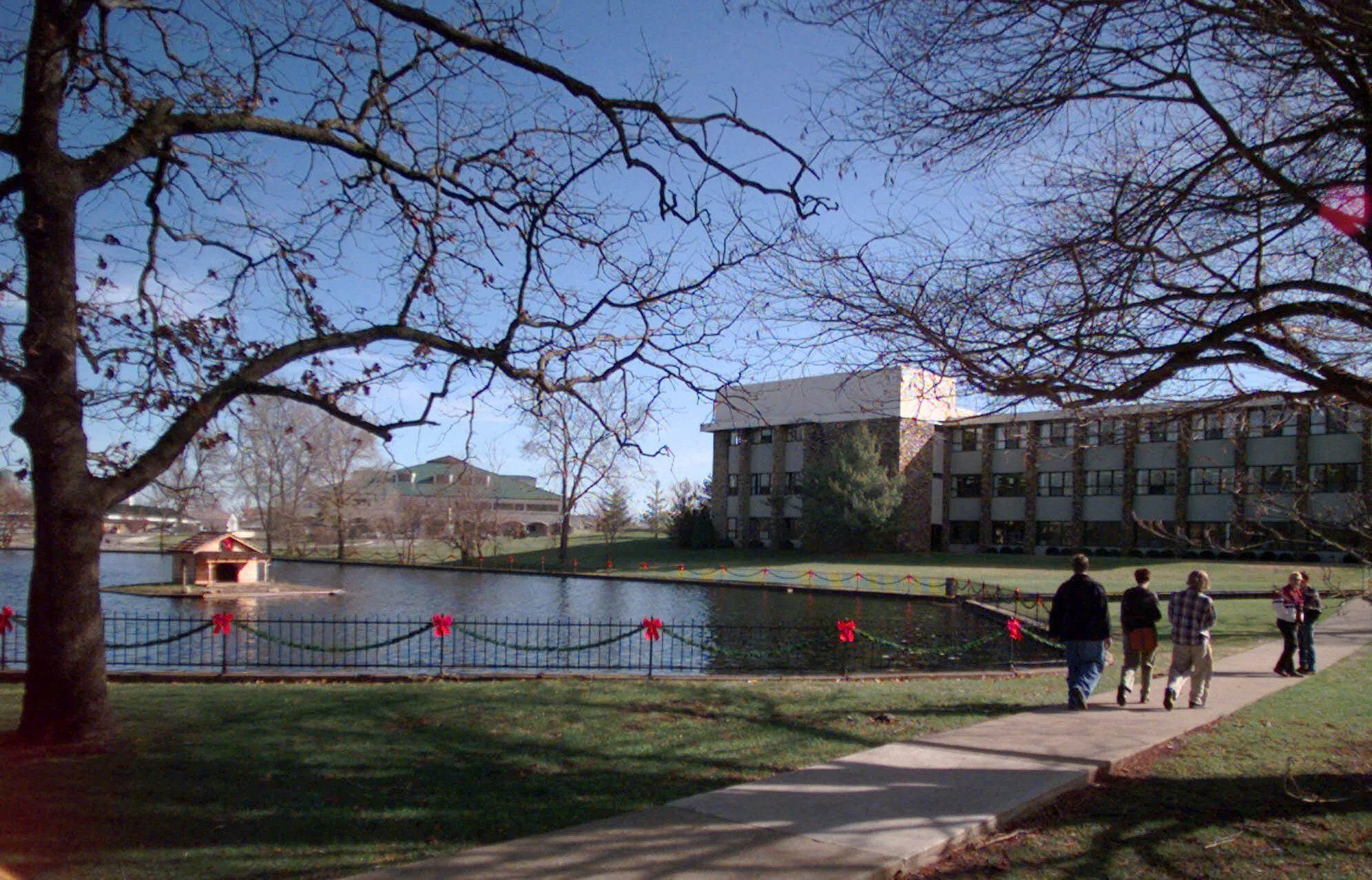Best schools for high pay and low debt: These 7 colleges give you the ...