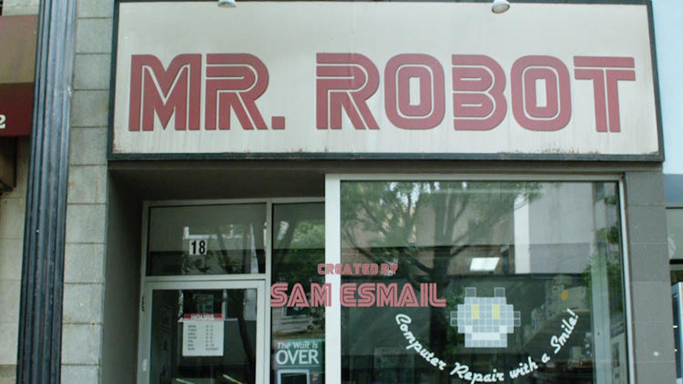 A definitive ranking of every 'Mr. Robot' title screen, from the quirky ...