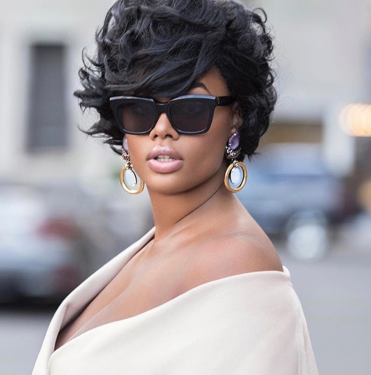 Plus-size model Precious Lee is here to show you what a supermodel in ...