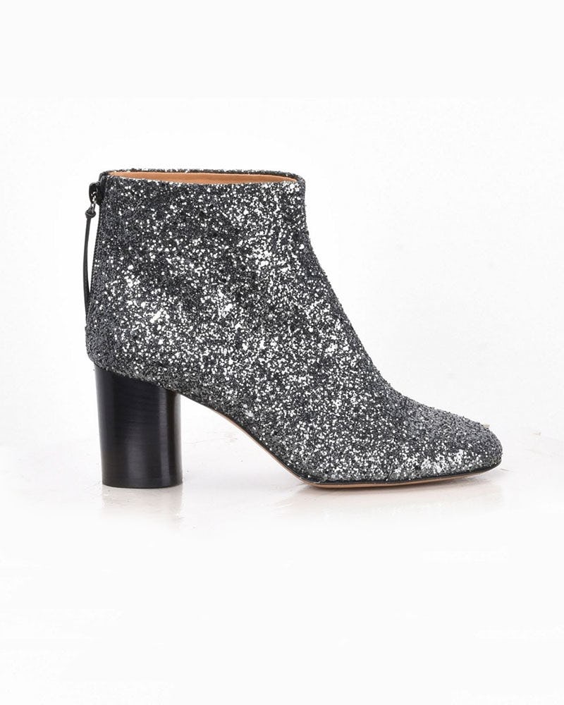 15 Sparkly Boots To Get You In The Holiday Spirit