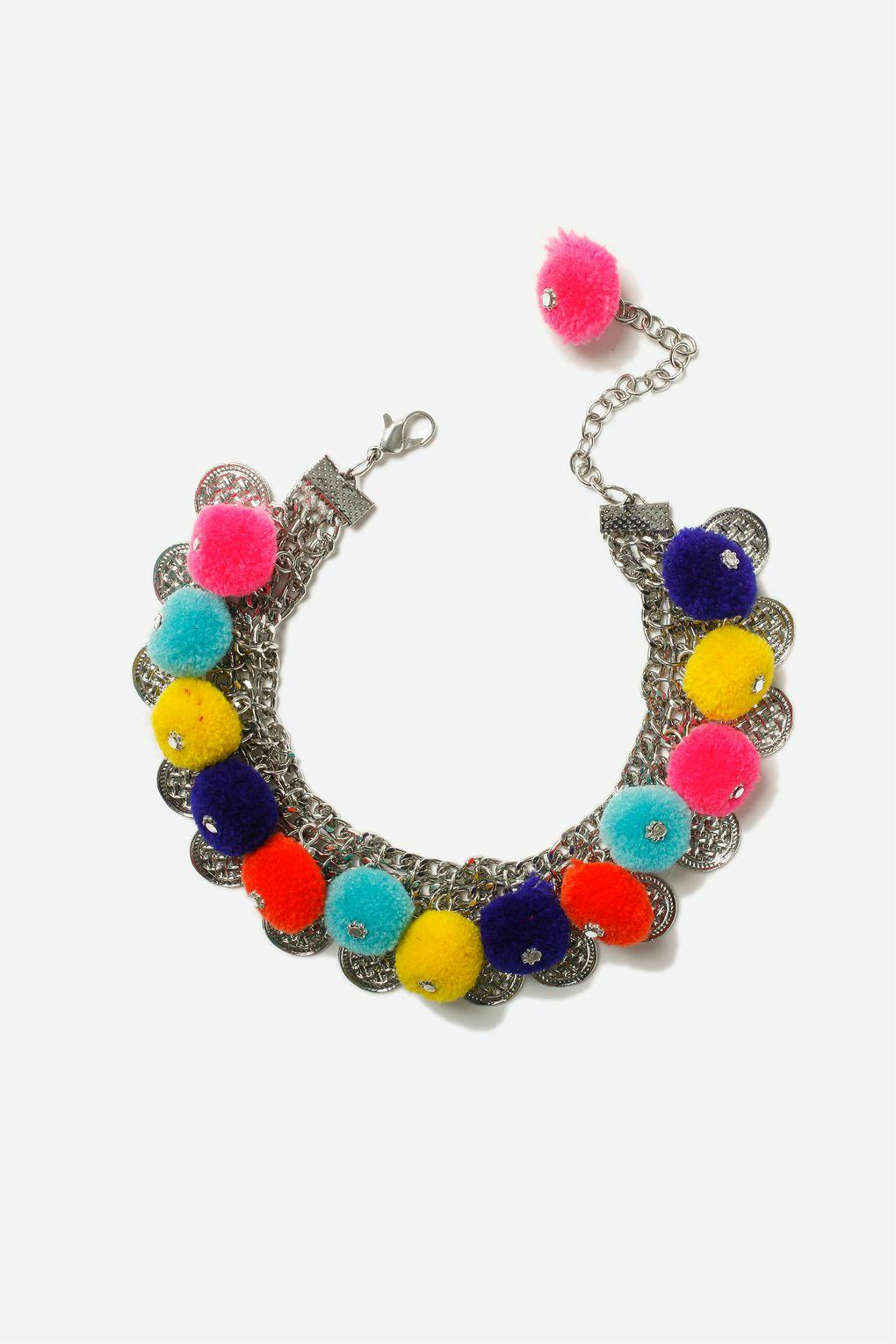 15 Anklets That Prove The Trend Is Back