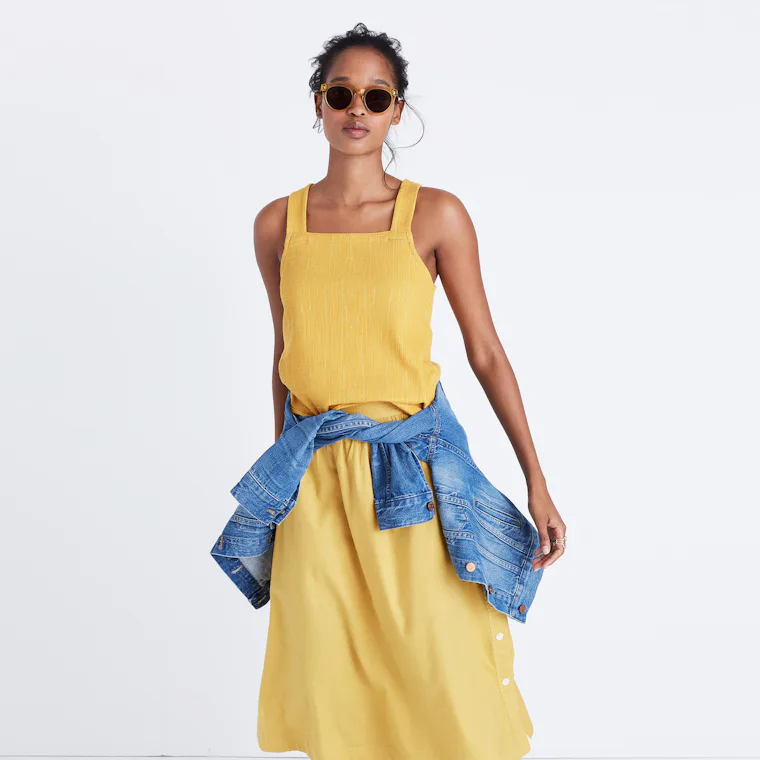 This Summer’s Best Shirt Is The Apron Top