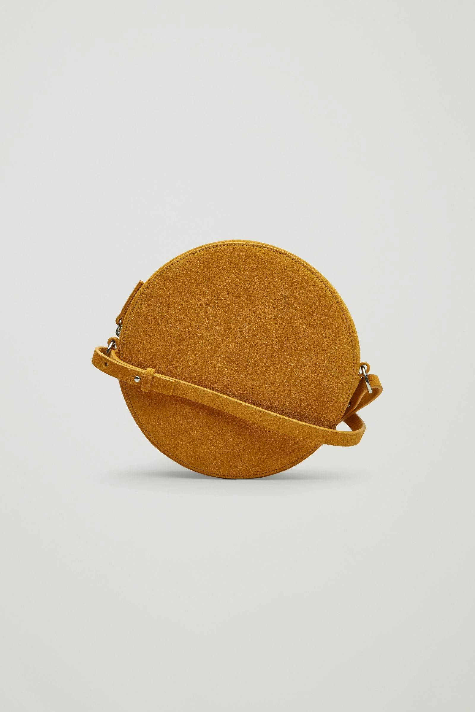 14 Circle Bags To Make You Go Round And Round This Spring