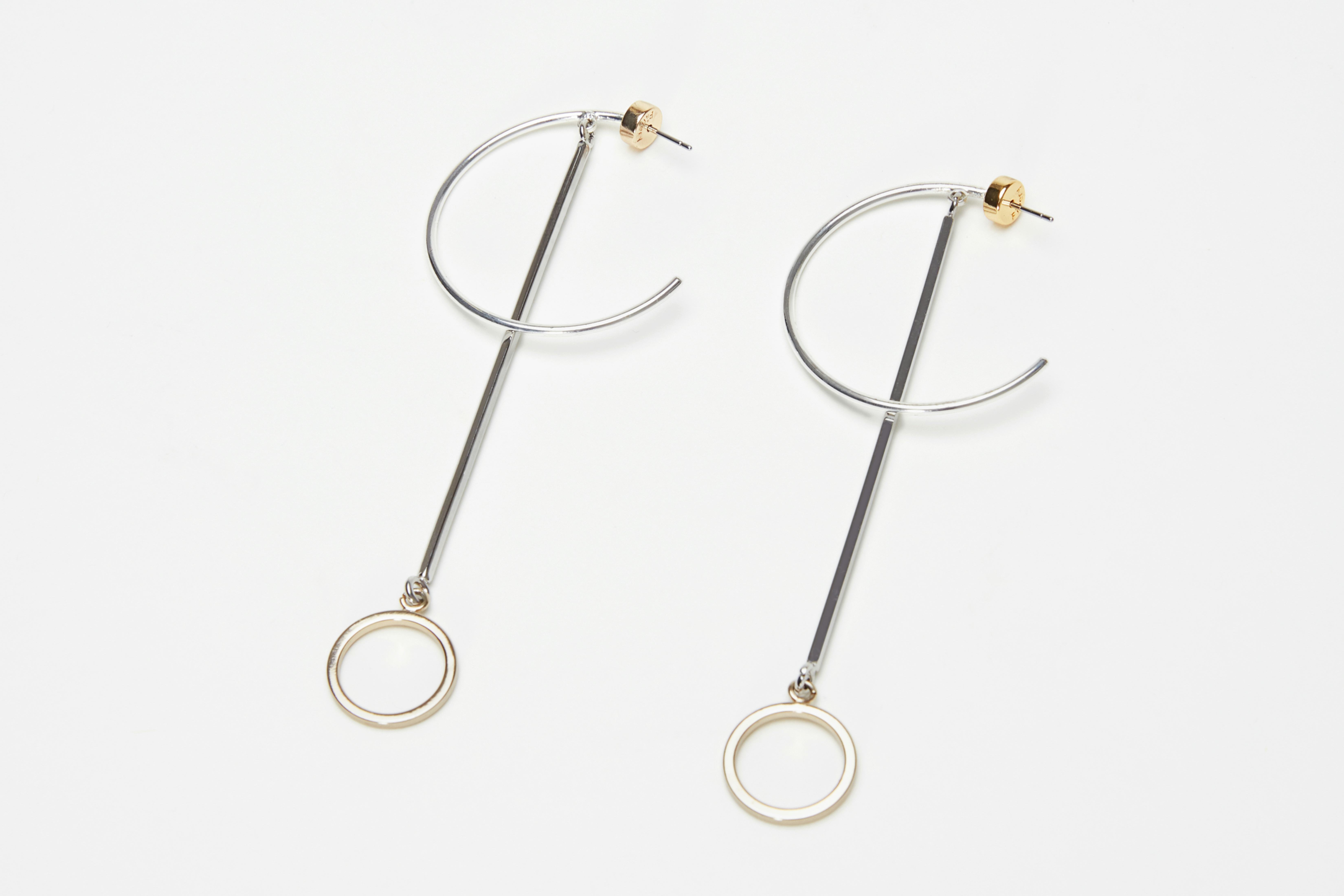 17 Shoulder Duster Earrings To Rock This Spring