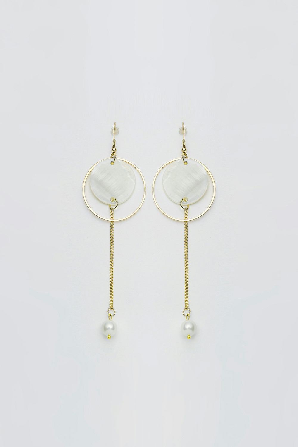 17 Shoulder Duster Earrings To Rock This Spring