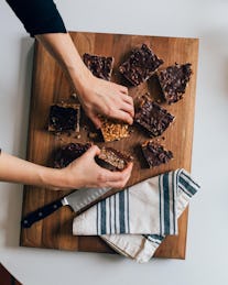 6 Healthy Snacks To Make For Work